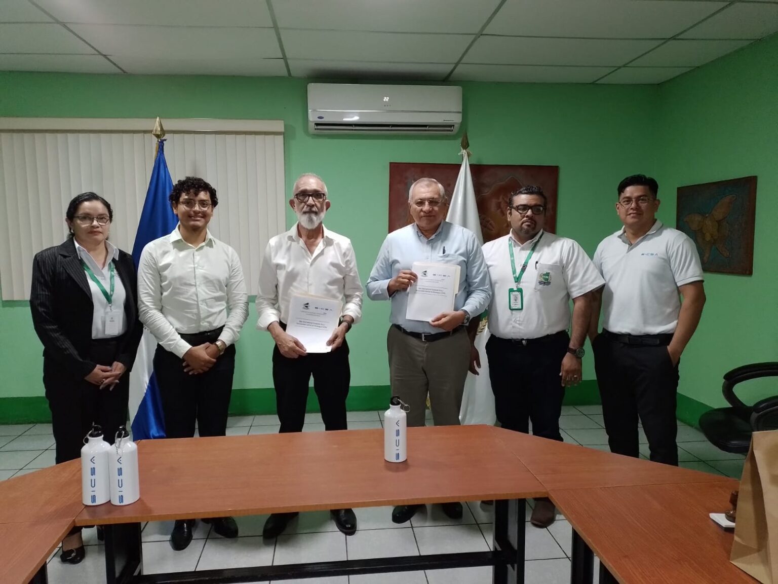 Quiénes Somos - Sitio Web de Universidad Central de Nicaragua